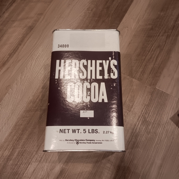 hershey | Kitchen | Hersheys Vintage Antique Chocolate Cocoa Powder Tin ...